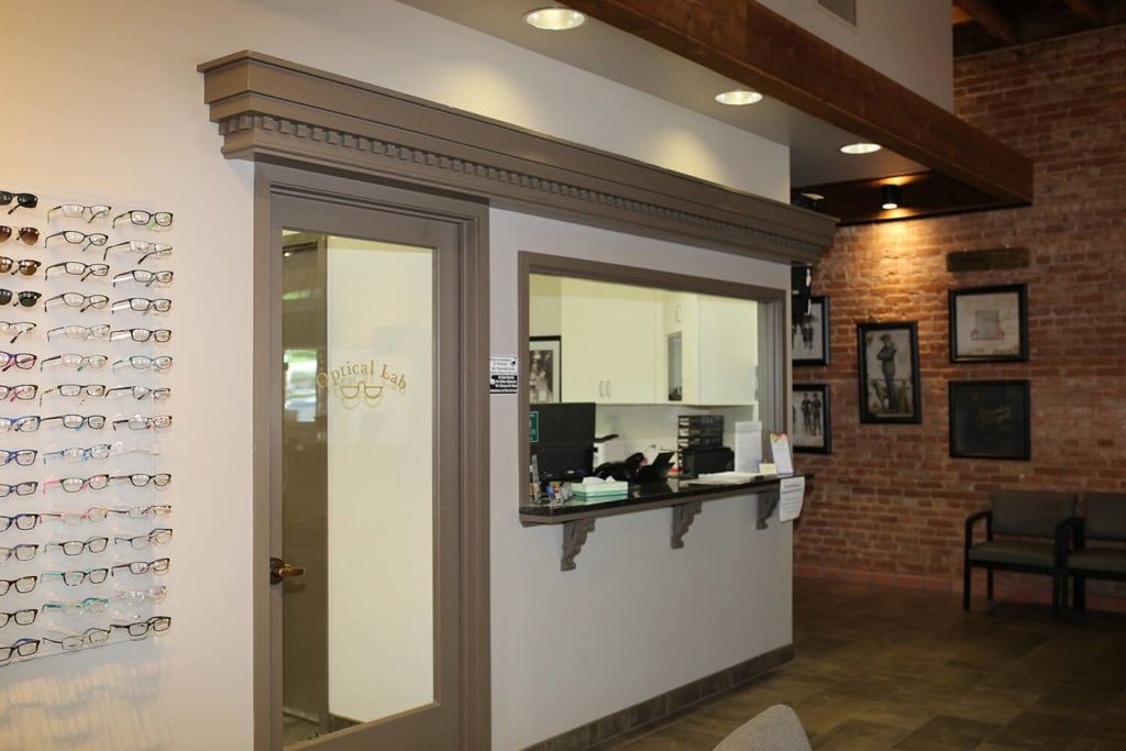 Welcome to Columbus Eye Associates - Texas Ophthalmologist